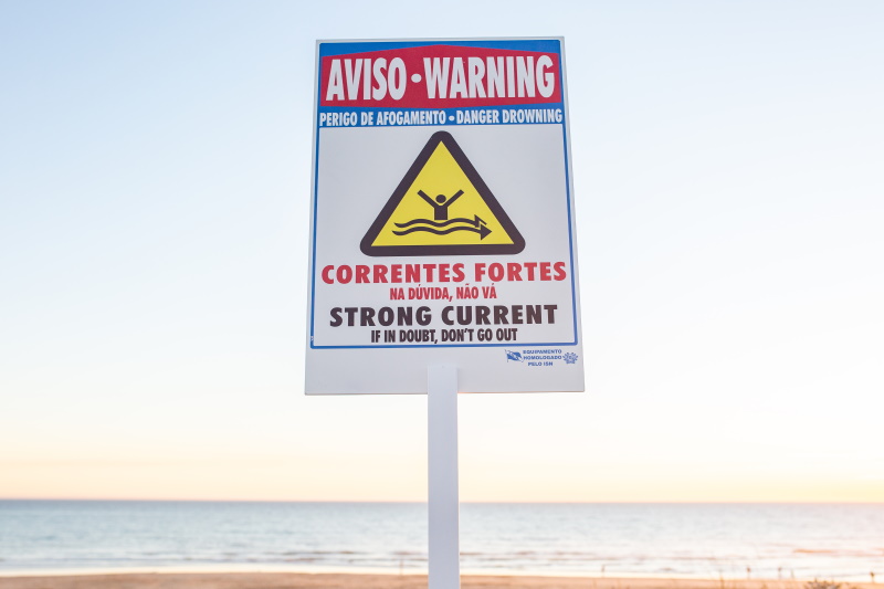 Placa Perigo Correntes Fortes - VJR - Representações